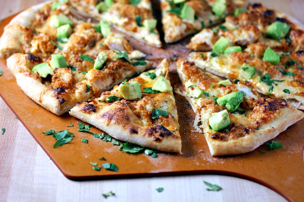 Chipotle Ranch Crispy Chicken Pizza - Lisa's Dinnertime Dish